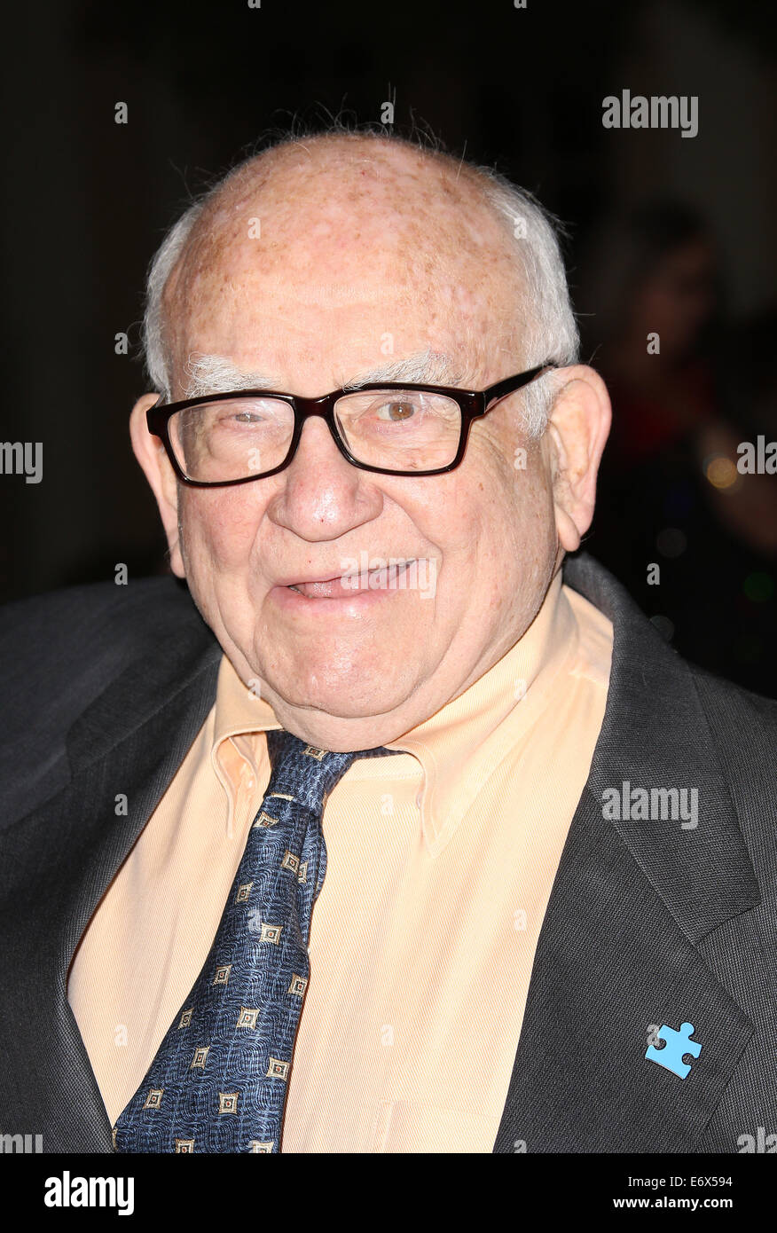 Ed asner up hi-res stock photography and images - Alamy