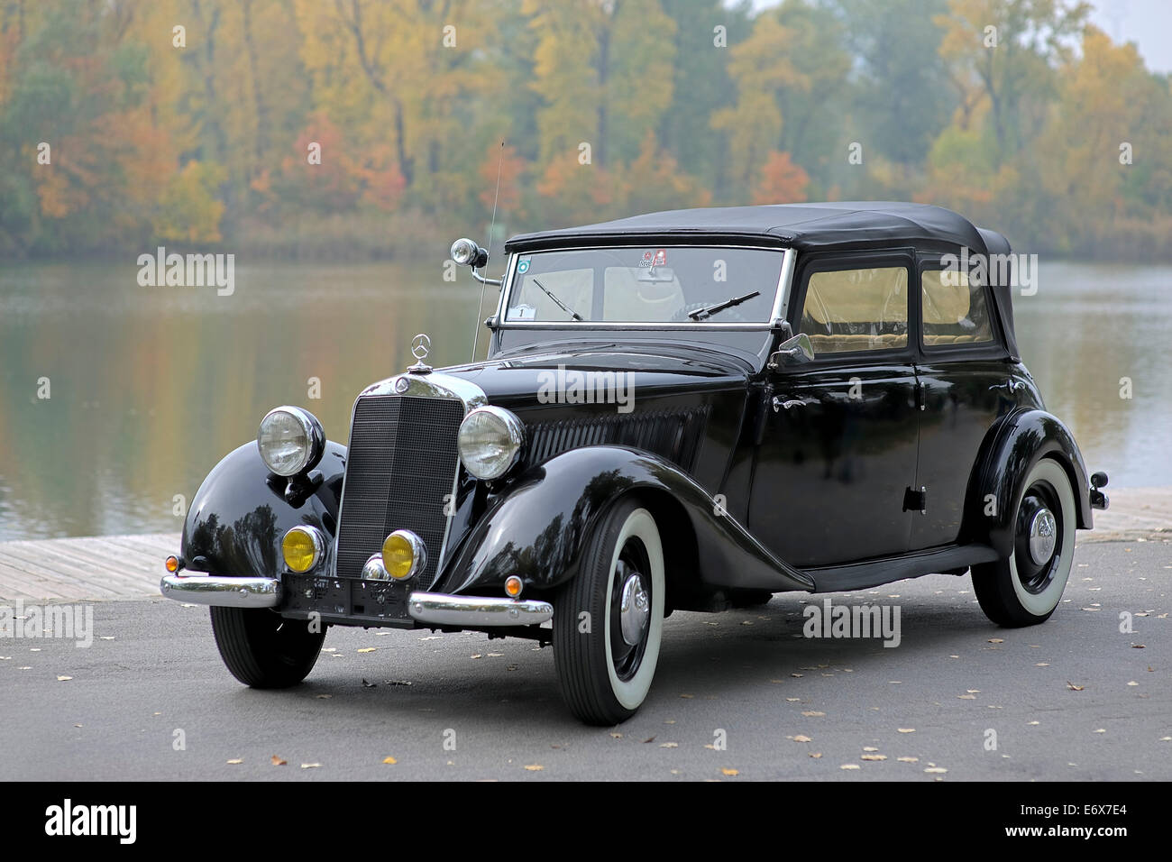 Vintage Mercedes-Benz 170D, built in 1938 Stock Photo - Alamy