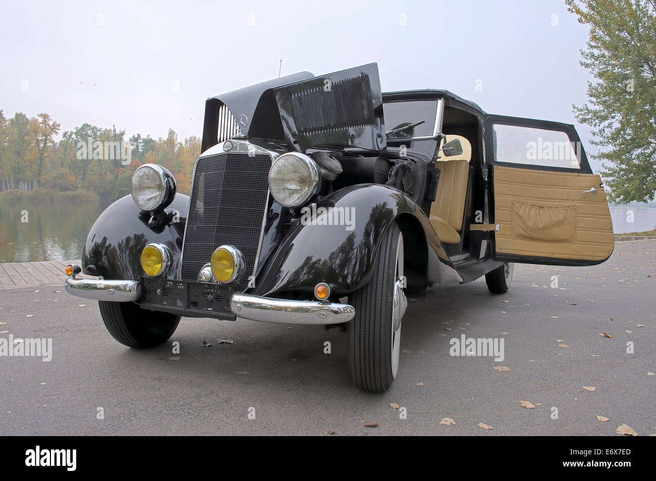 Vintage Mercedes-Benz 170D, built in 1938 Stock Photo - Alamy