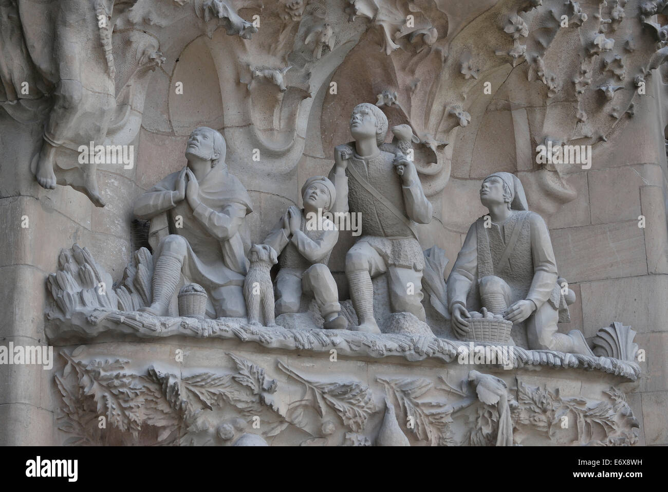 Nativity facade sagrada familia hi-res stock photography and images - Alamy