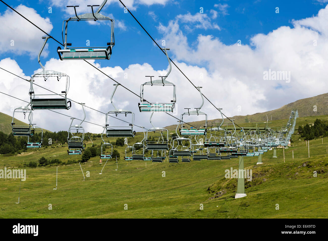 Chairlift on the Pla de Beret plateau, Val d'Aran, Aran Valley ...