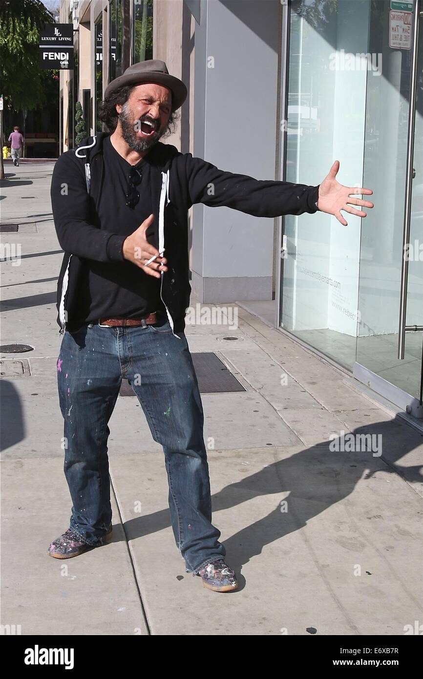 BrainWash looks happy and delighted to be The Art Featuring: BrainWash ...