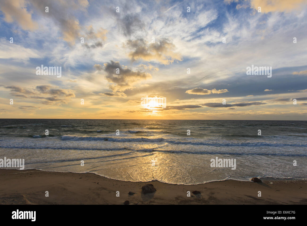 Sunrise over ocean at Crescent Beach on Block Island, Rhode Island, USA ...