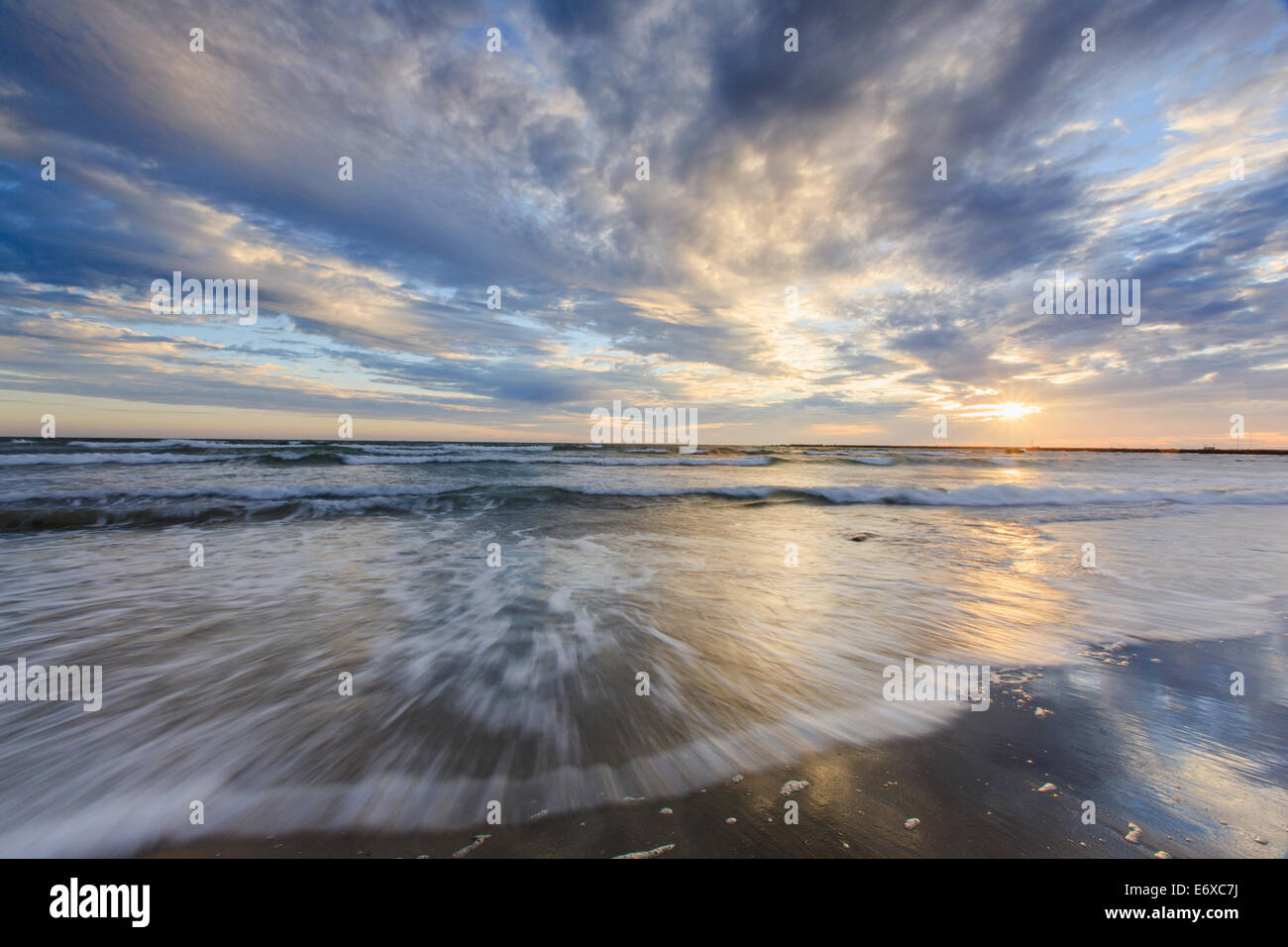 Sunrise on Fred Benson Town Beach, Block Island, Rhode Island, USA ...