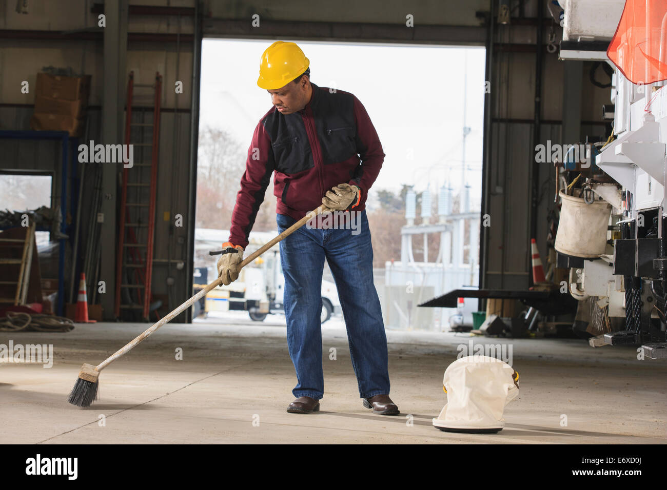 Supervisor hi-res stock photography and images - Alamy