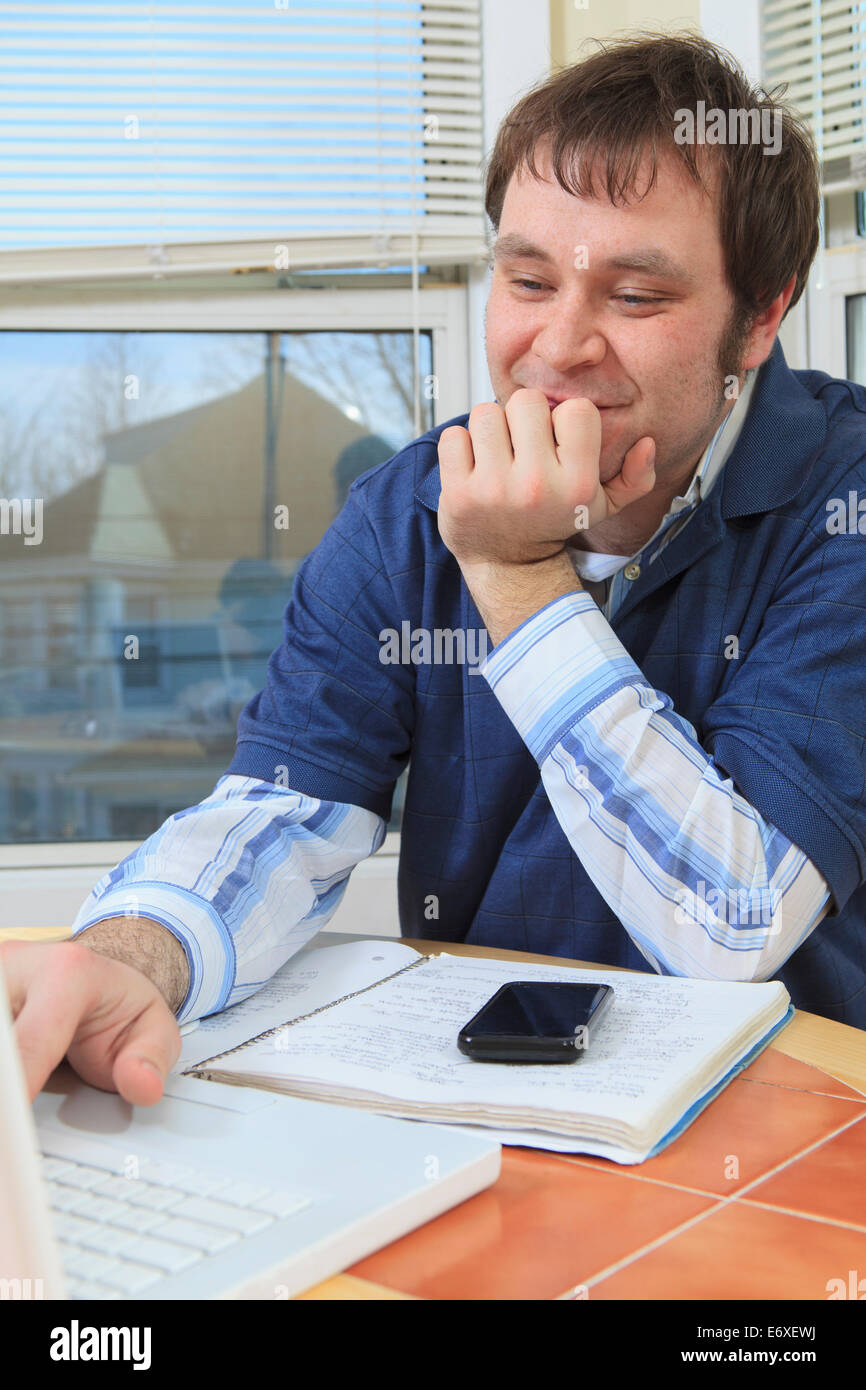 Engineer working from home hi-res stock photography and images - Alamy