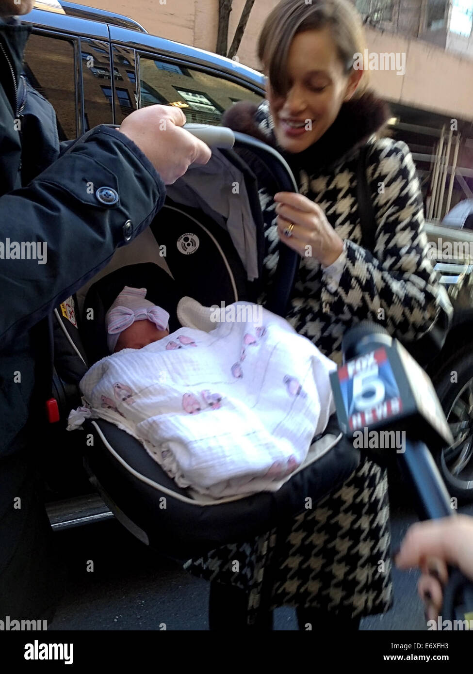 Polly McCourt returns to her Upper East Side apartment with husband ...