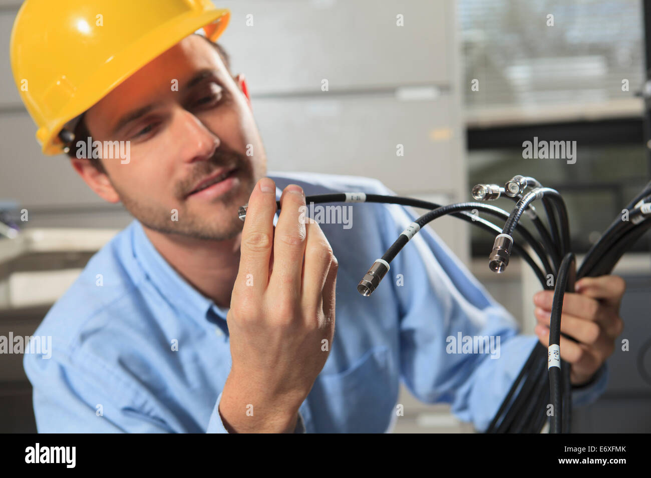 Cable termination hi-res stock photography and images - Alamy