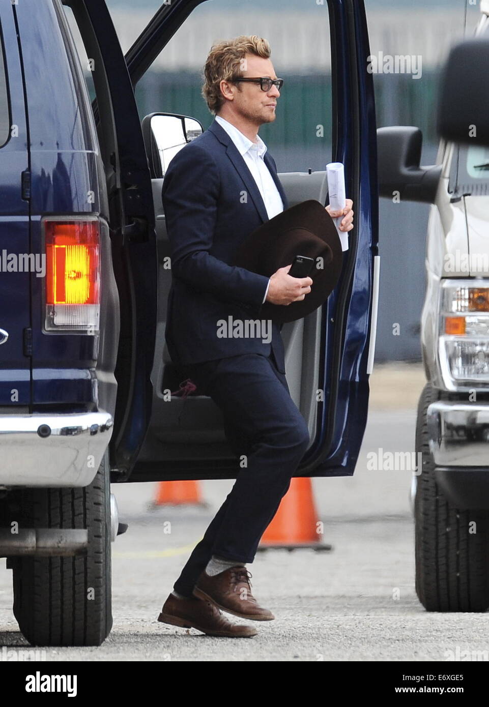 Australian actor Simon Baker sports a cowboy on the set of "The ...