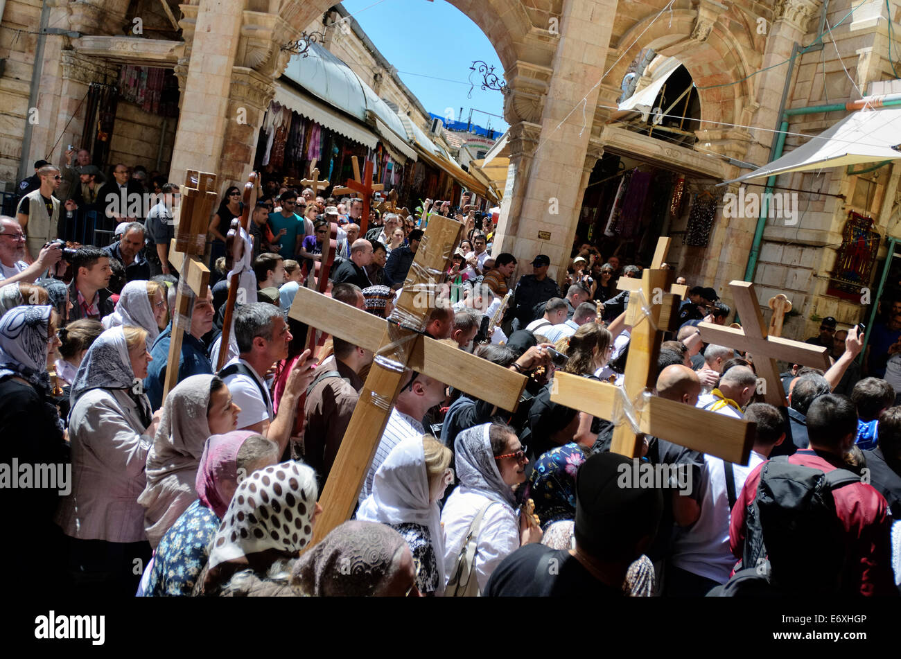 People's flow of Via Dolorosa procession during Good Friday in Old Town ...