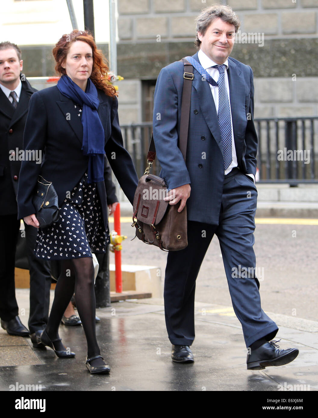 Rebekah Brooks, Charlie Brooks and Andy Coulson outside court this ...