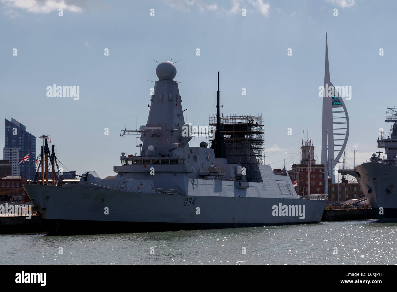HMS Diamond D34 Type 45 Daring-class air defence destroyers royal navy ...