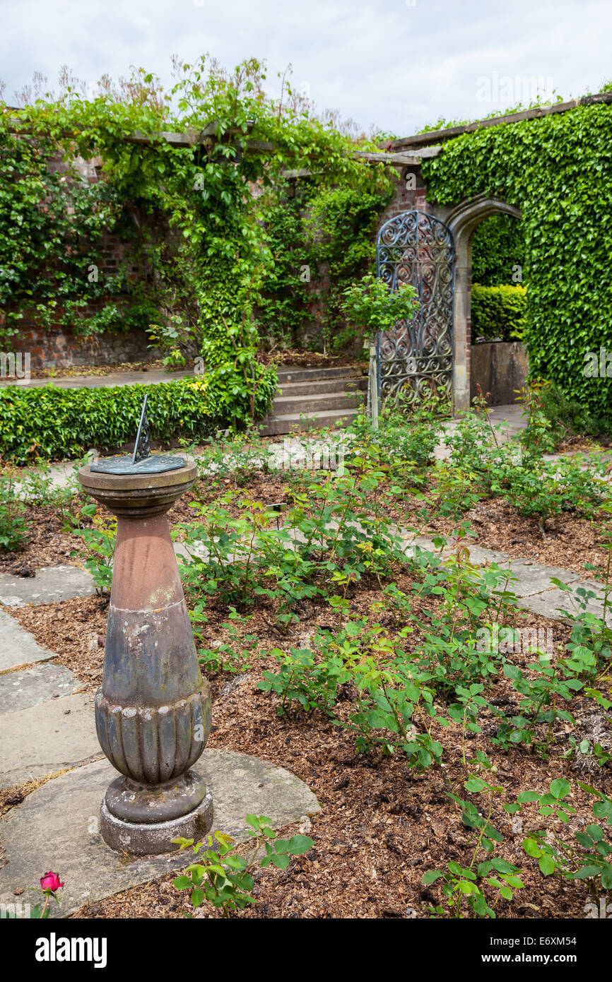 Tatton hall gardens hi-res stock photography and images - Alamy