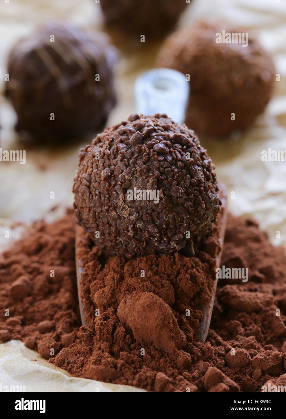 Organic dry cocoa powder hi-res stock photography and images - Alamy