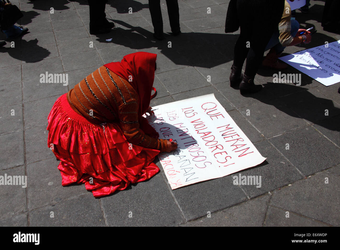 Wearing red pollera skirt hi-res stock photography and images - Alamy