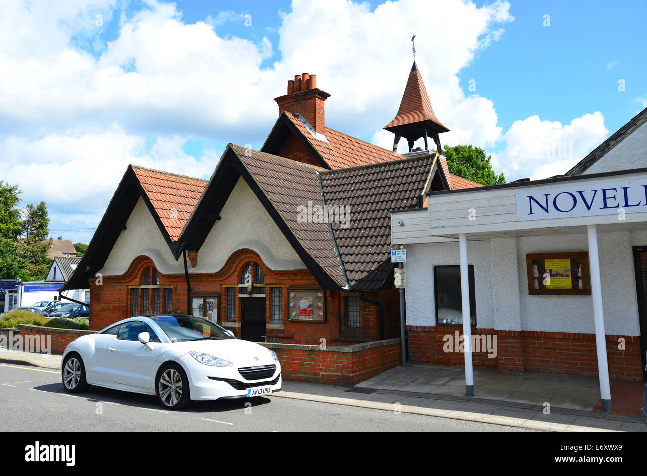 Cordes Hall and Novello Theatre, High Street, Sunninghill, Berkshire ...
