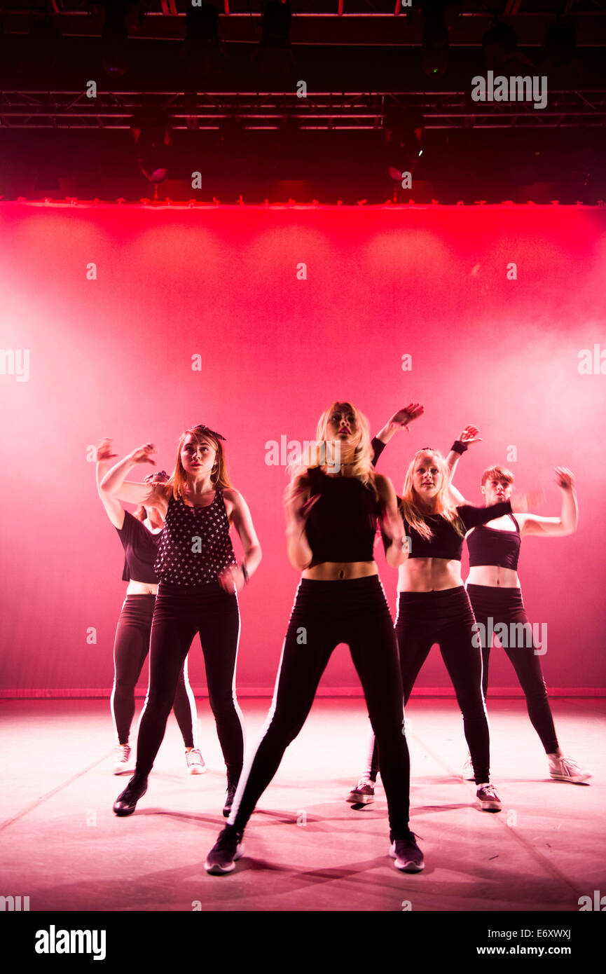 5 five Teenage girls dancing on stage in a dance school showcase performance Aberystwyth Arts ...