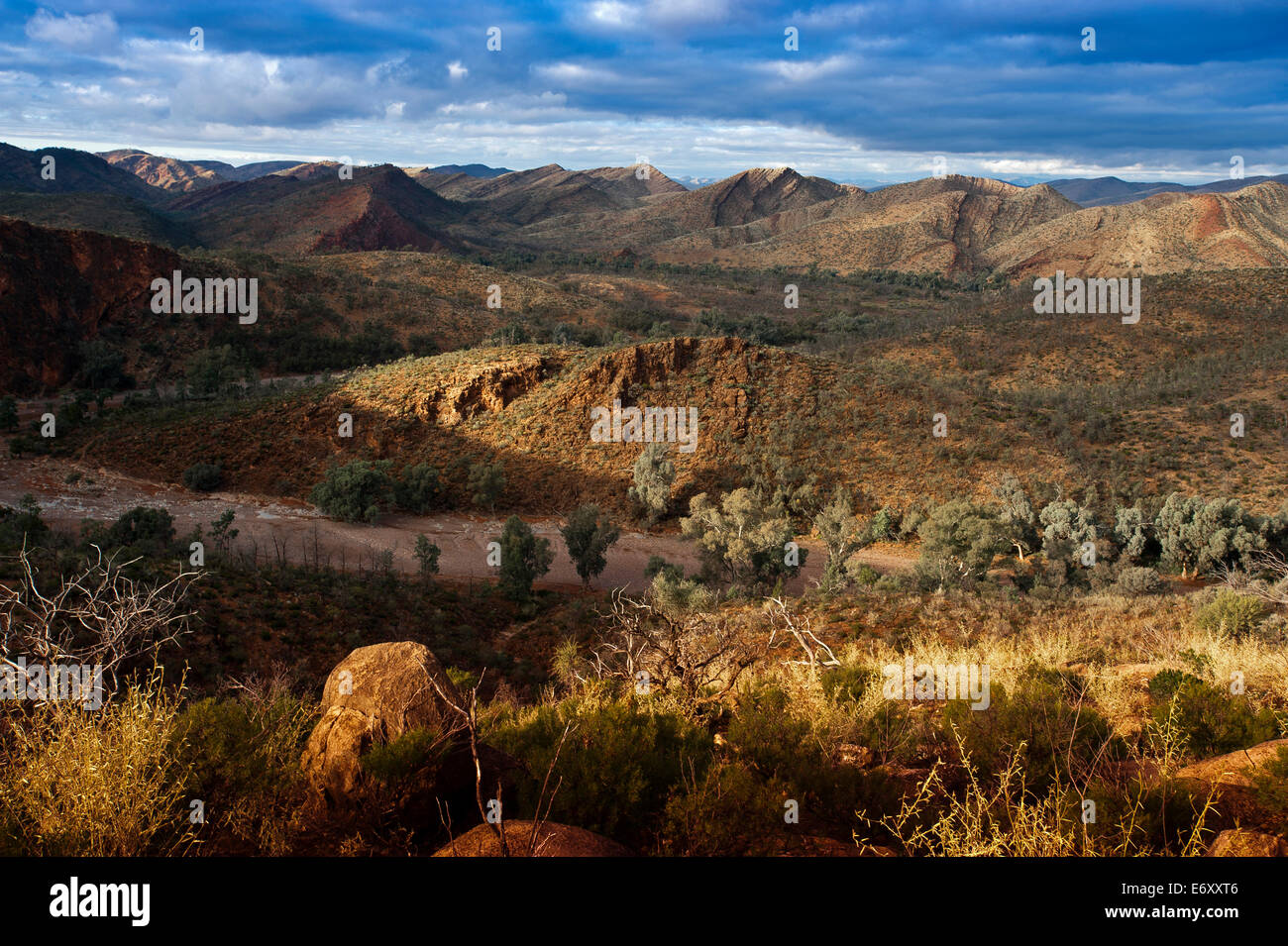 View over the mountains of the Flinders Ranges, Flinders Ranges, South ...