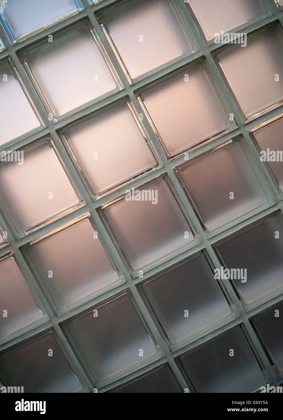 Glass wall blocks hi-res stock photography and images - Alamy