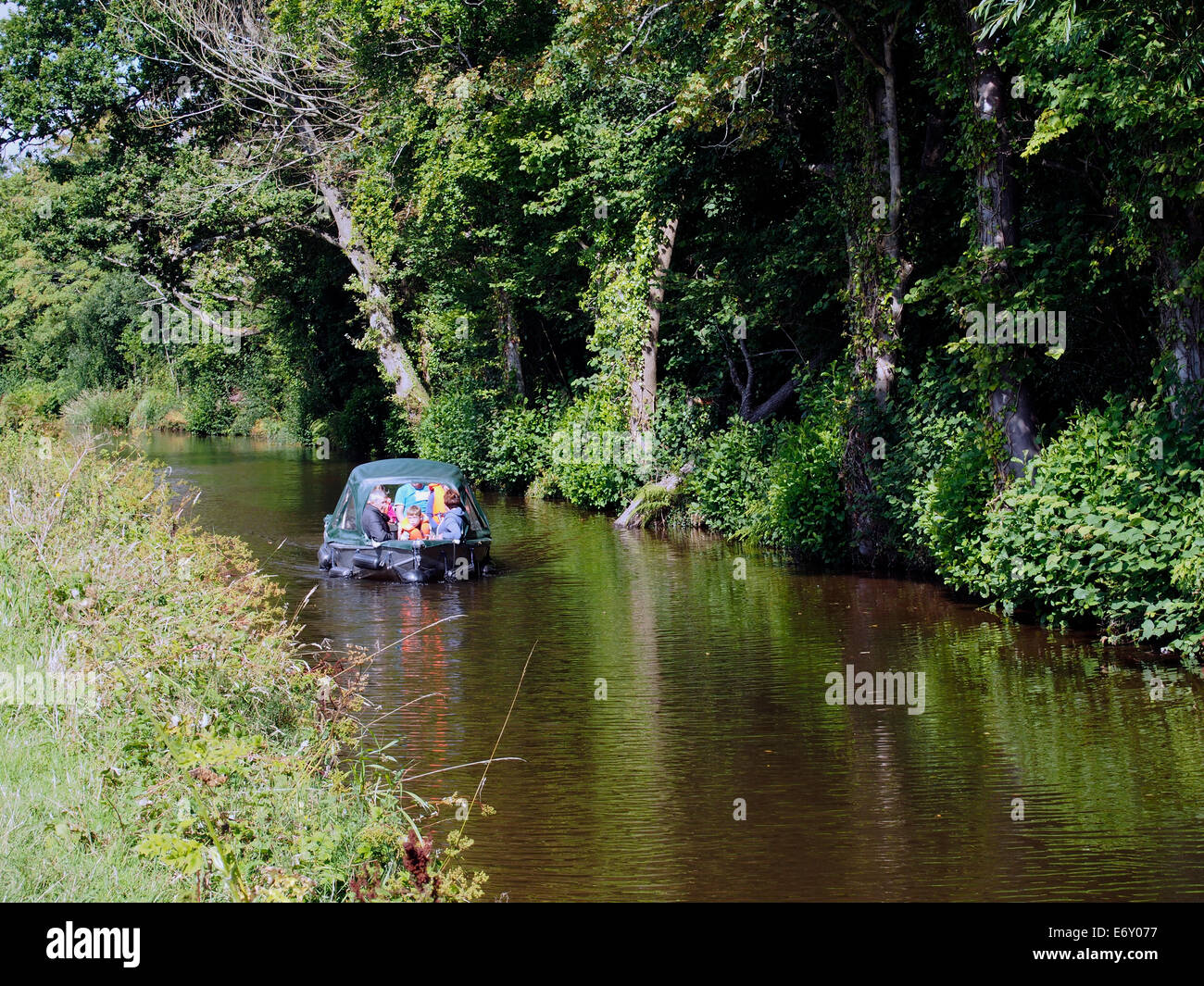 Day boat hi-res stock photography and images - Alamy