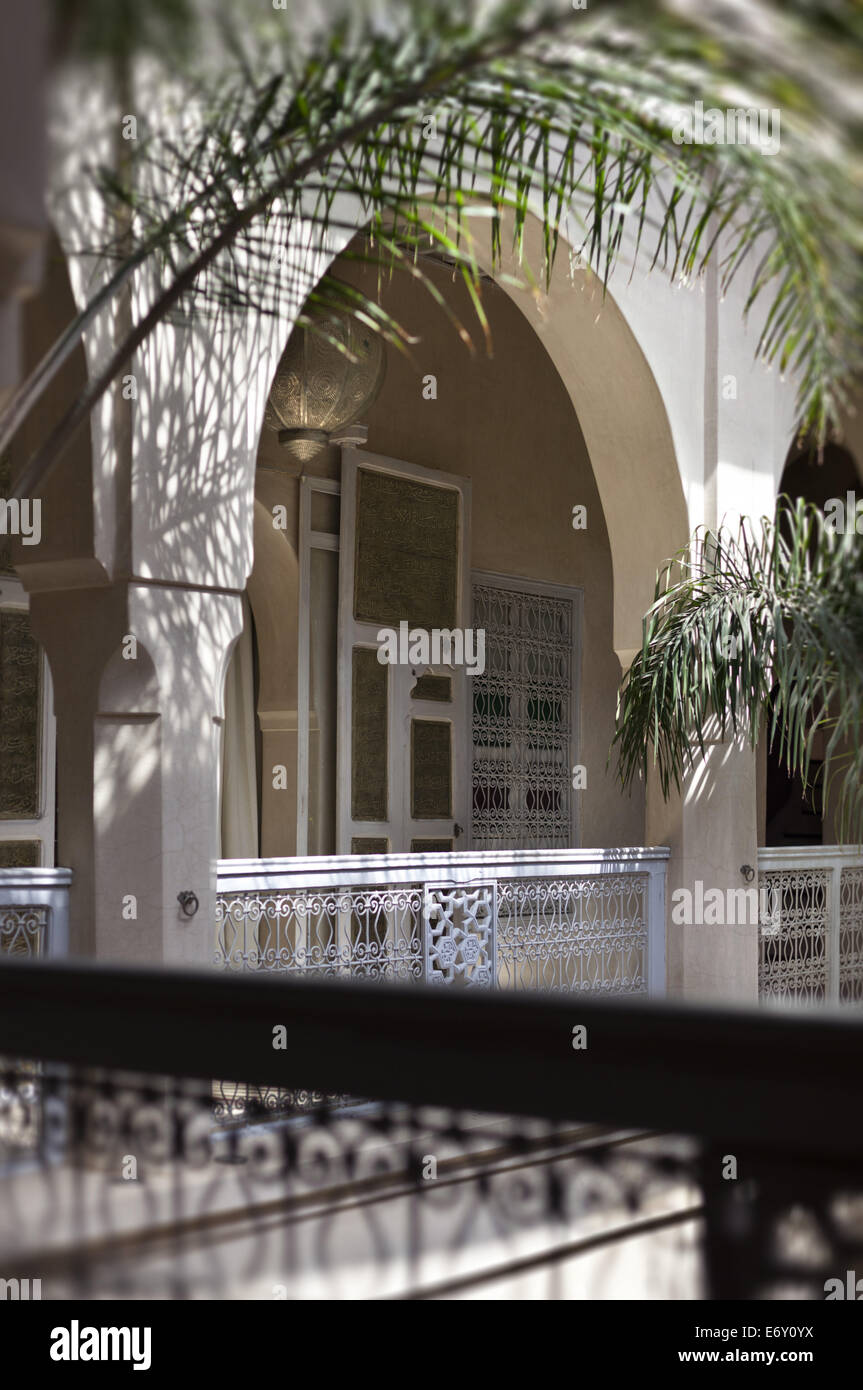 Arched gallery hi-res stock photography and images - Alamy