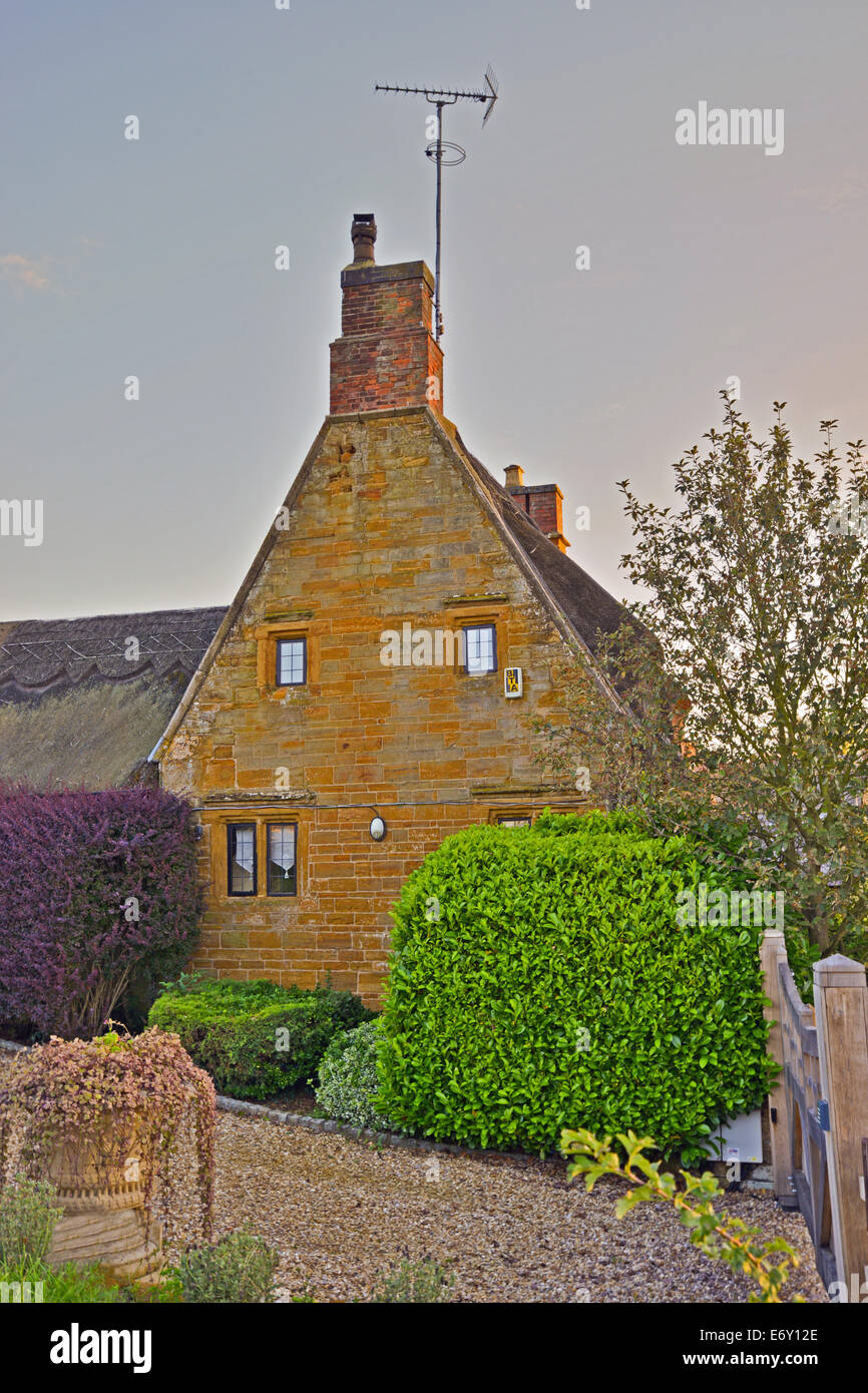 Country Home In Rural Village United Kingdom Stock Photo - Alamy