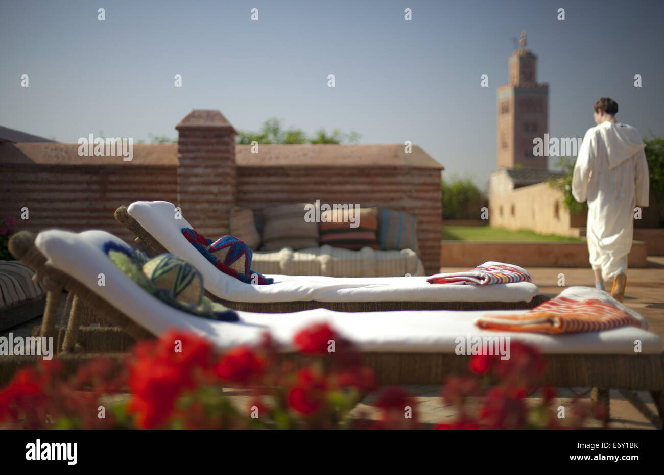 Rooftop sunning area hi-res stock photography and images - Alamy