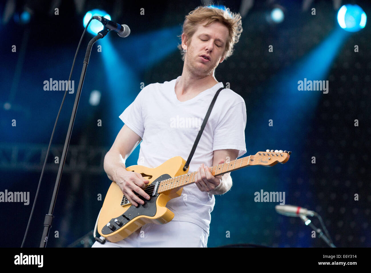 Philadelphia, Pennsylvania, USA. 31st Aug, 2014. BRITT DANIEL of the ...