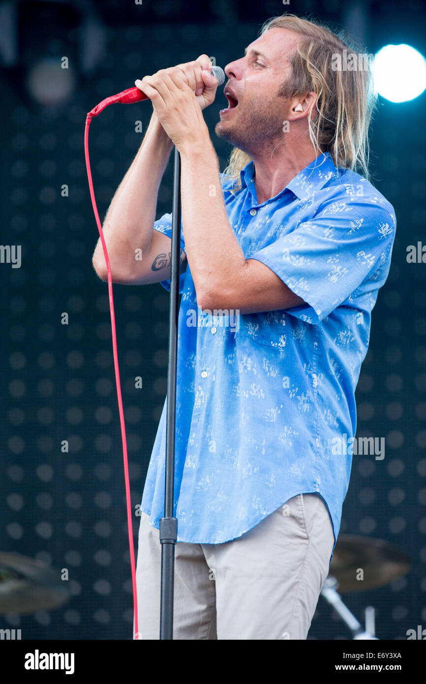 Philadelphia, Pennsylvania, USA. 31st Aug, 2014. Singer AARON BRUNO ...
