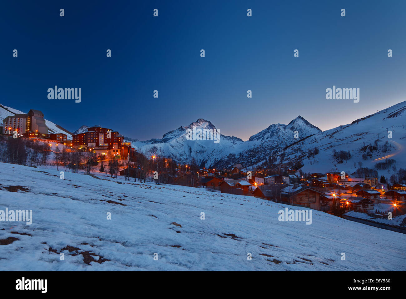 The altitude of the alps hi-res stock photography and images - Alamy