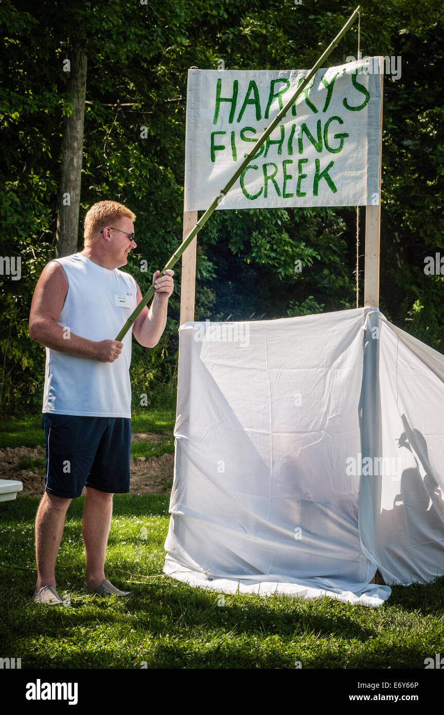 Family picnic reunion fun Stock Photo - Alamy
