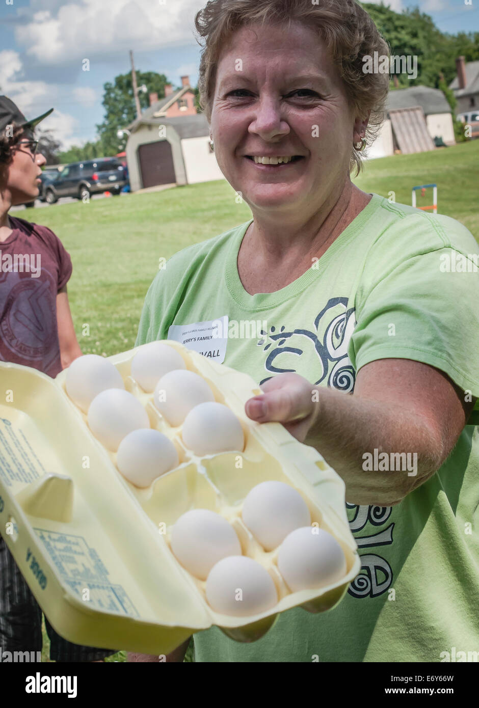 Family picnic reunion fun Stock Photo - Alamy