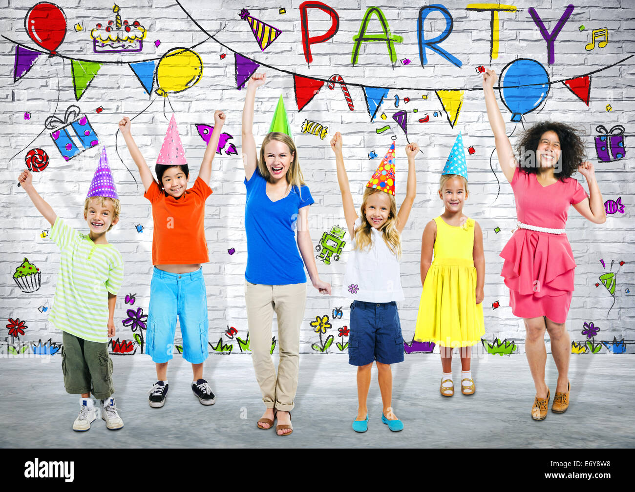 Kids birthday party hi-res stock photography and images - Alamy