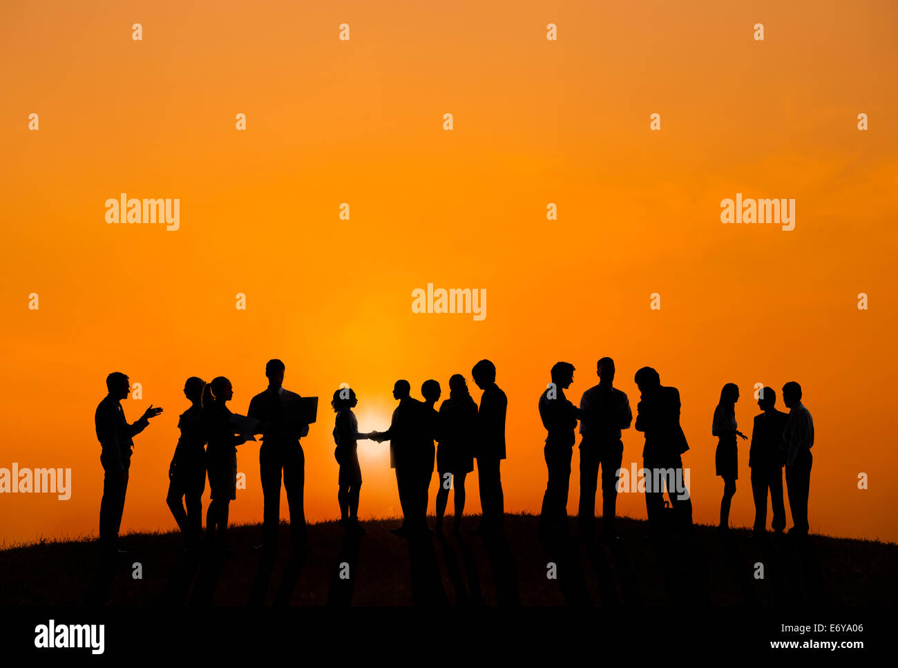 Working in the sunset hi-res stock photography and images - Alamy