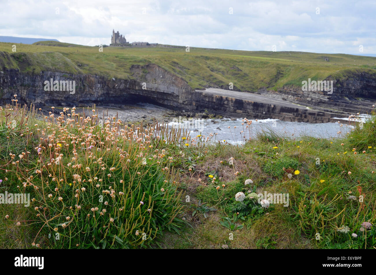 Rugged Atlantic coastline of Mullaghmore Head, County Sligo, Ireland ...