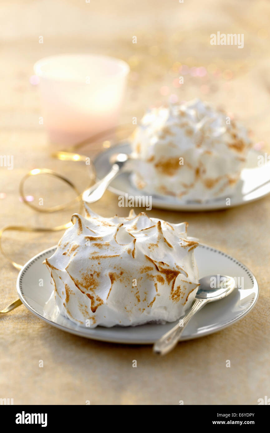 Baked alaska hi-res stock photography and images - Alamy