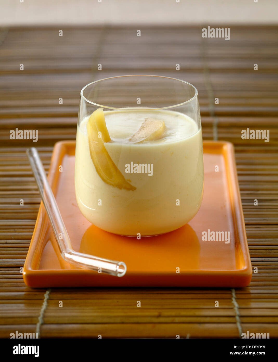 Mango lassi hi-res stock photography and images - Alamy