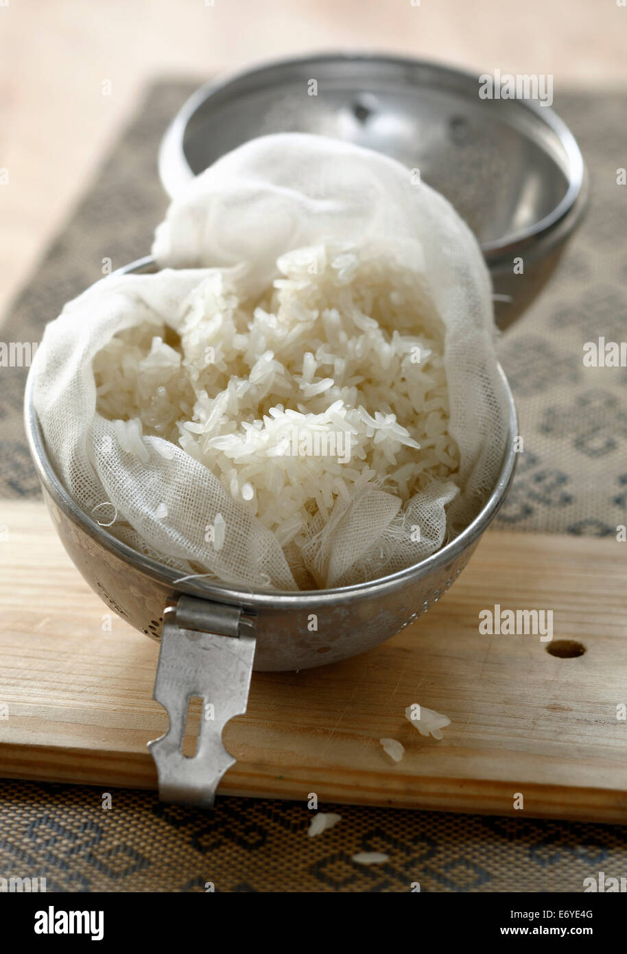 Steamed sticky rice Stock Photo - Alamy