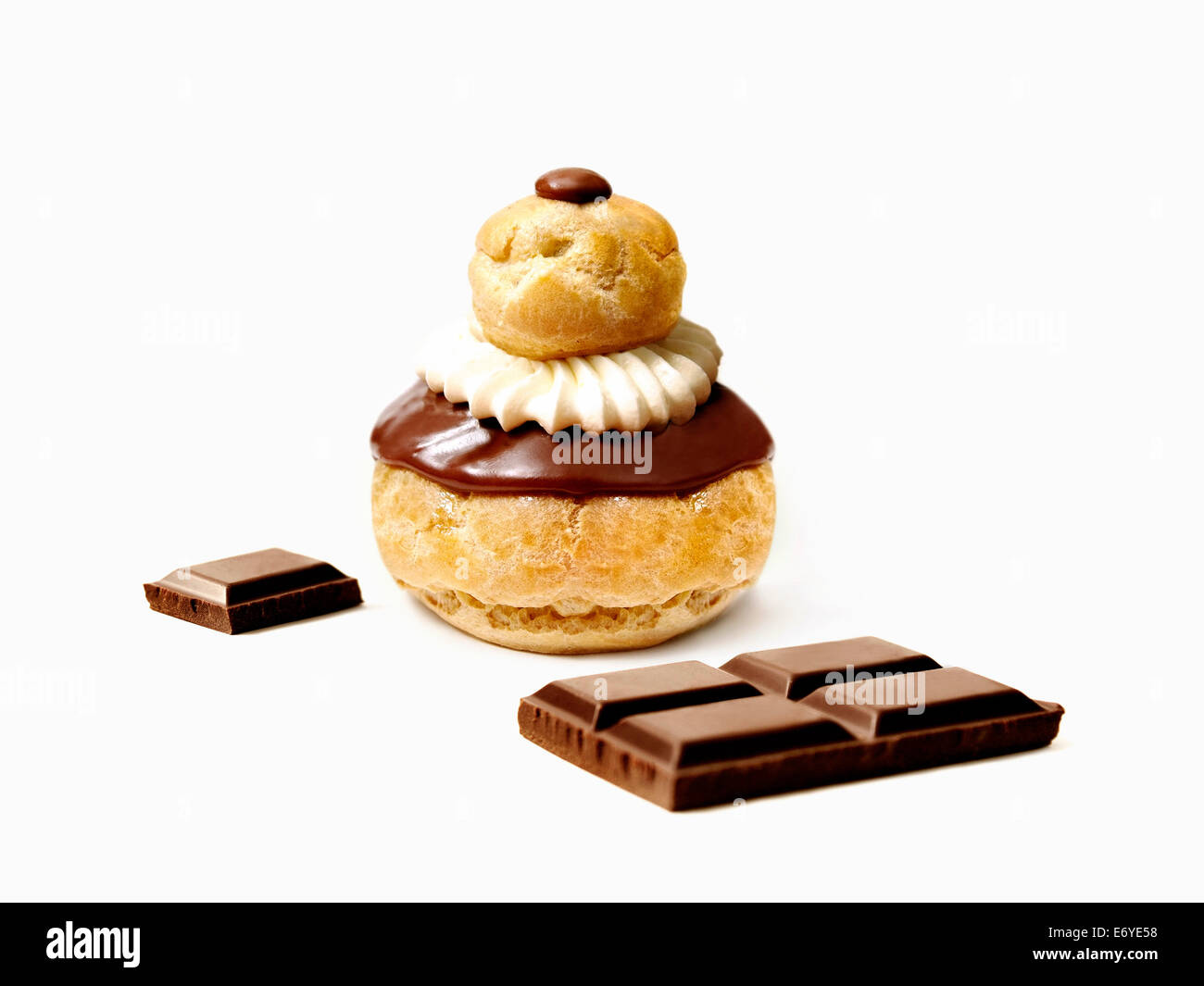 Religieuse religieuse Cut Out Stock Images & Pictures - Alamy