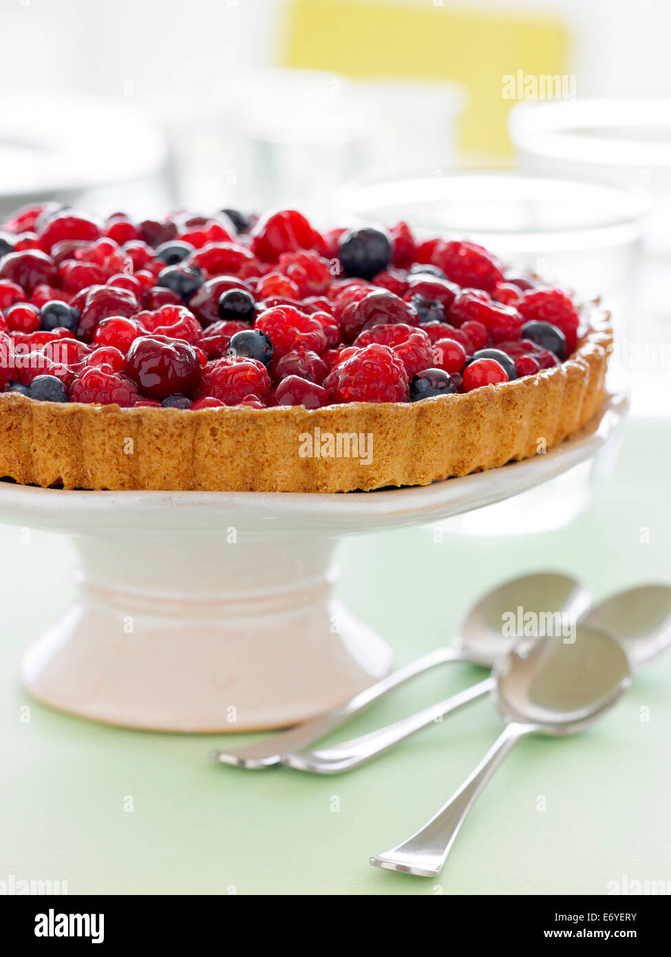 Summer fruit tartlet Stock Photo - Alamy
