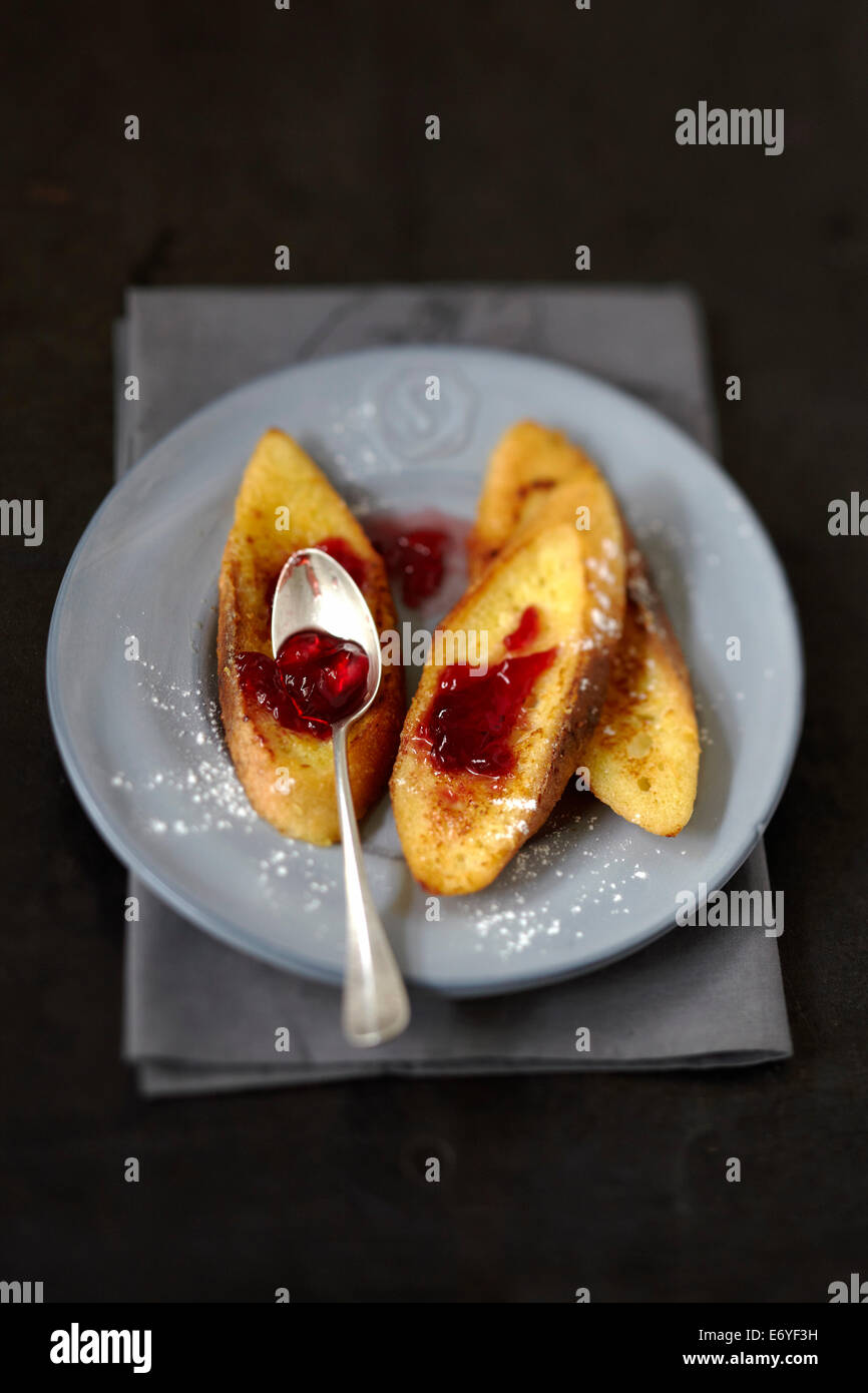 Toast and jelly hi-res stock photography and images - Alamy