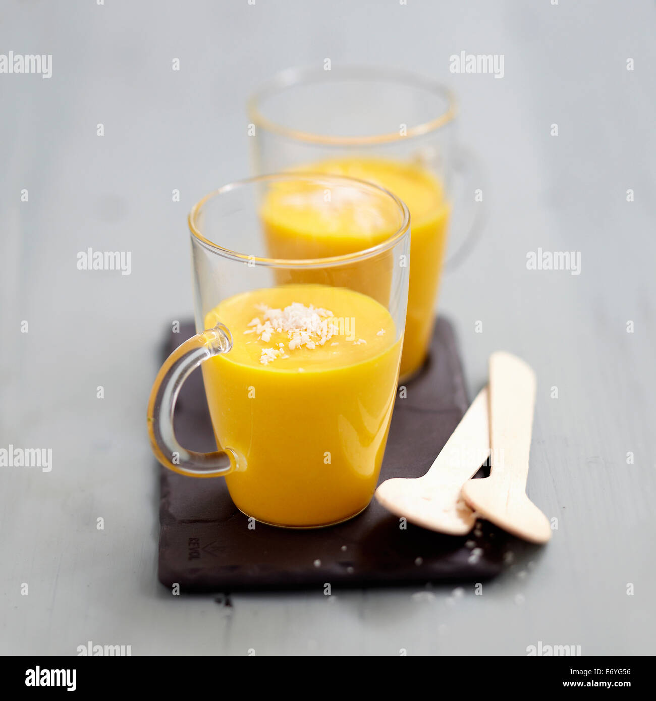 Haricot bean hi-res stock photography and images - Alamy