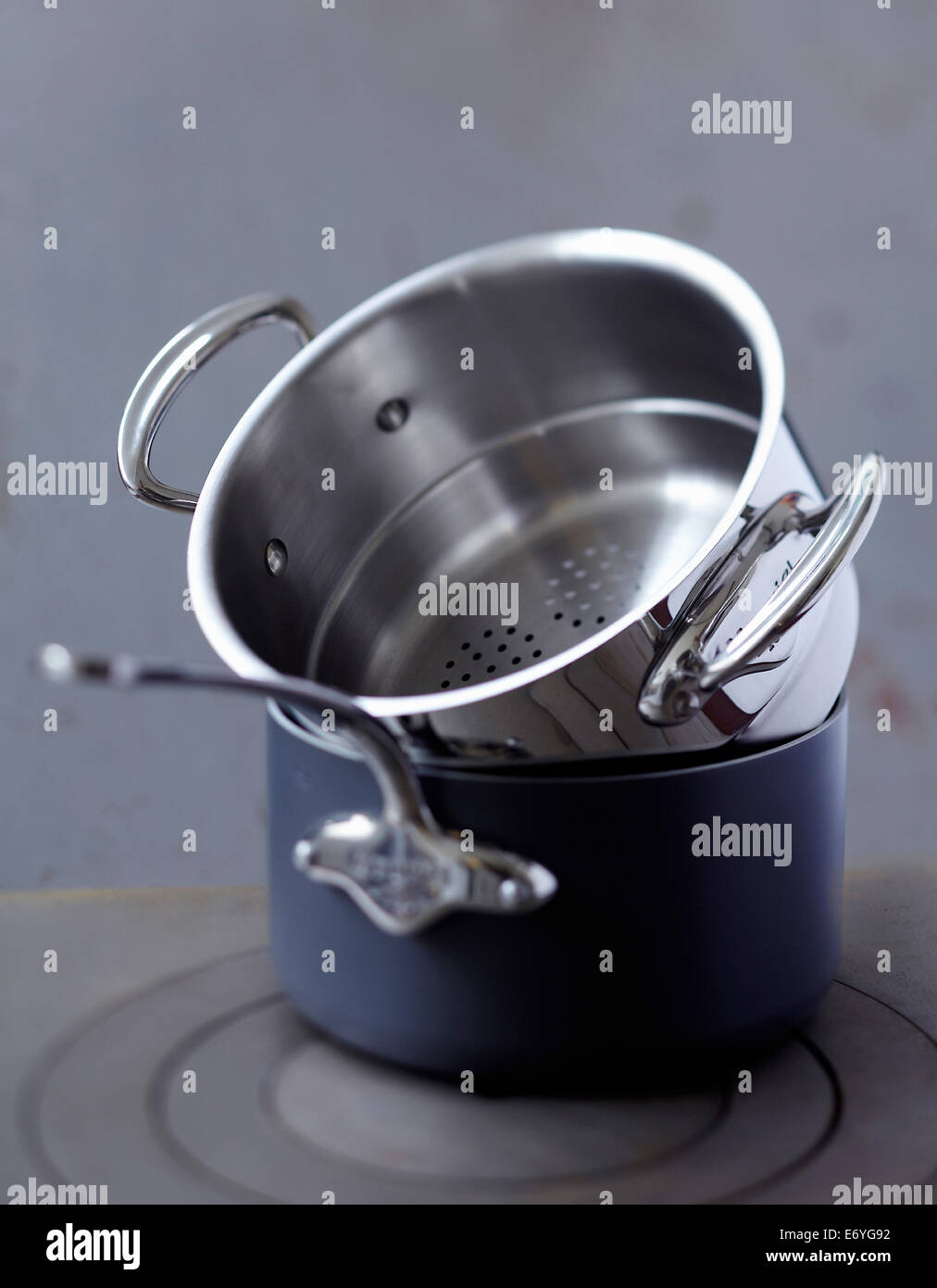 Steam basket steel hi-res stock photography and images - Alamy