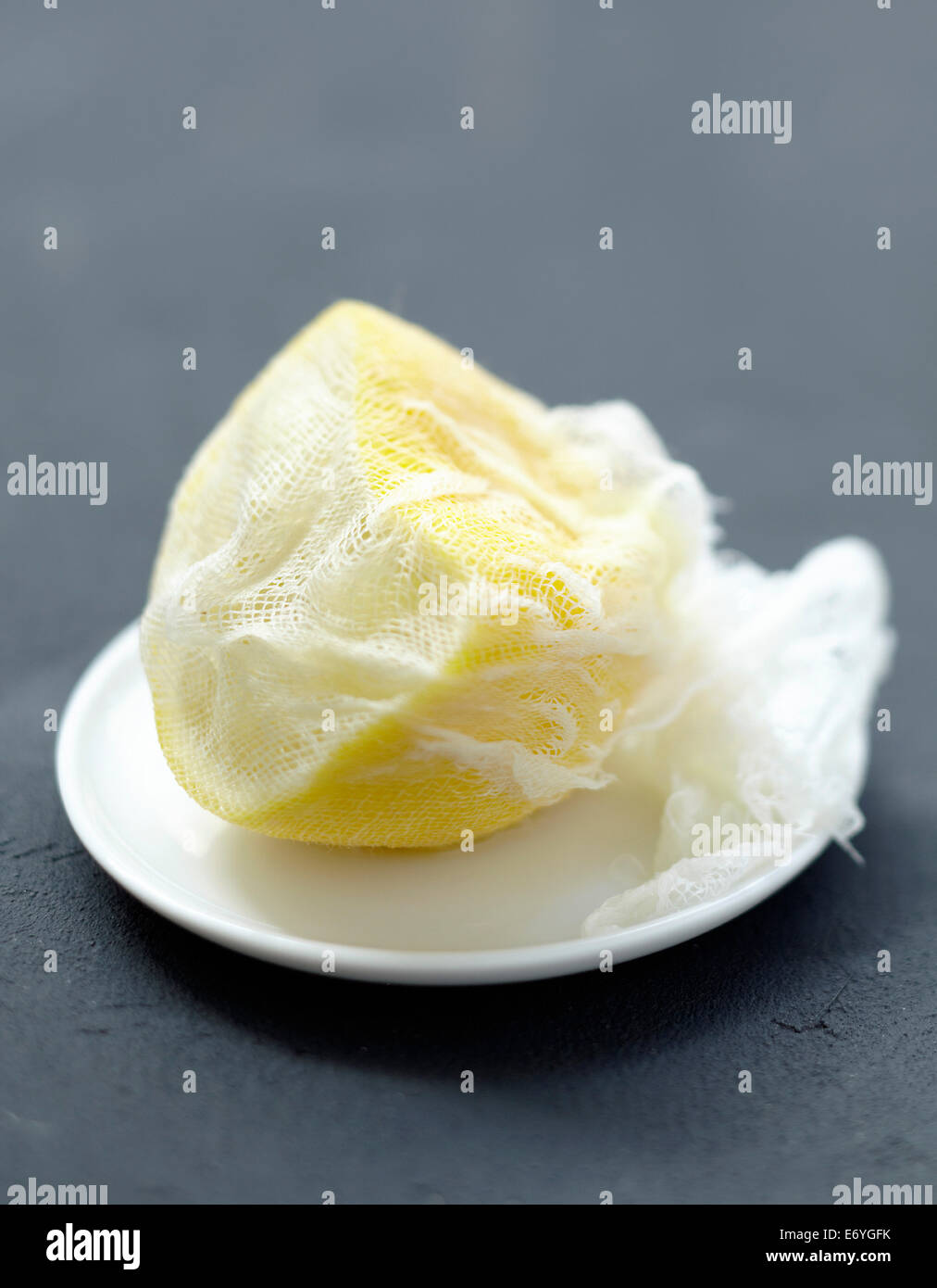 Lemon in muslin Stock Photo - Alamy