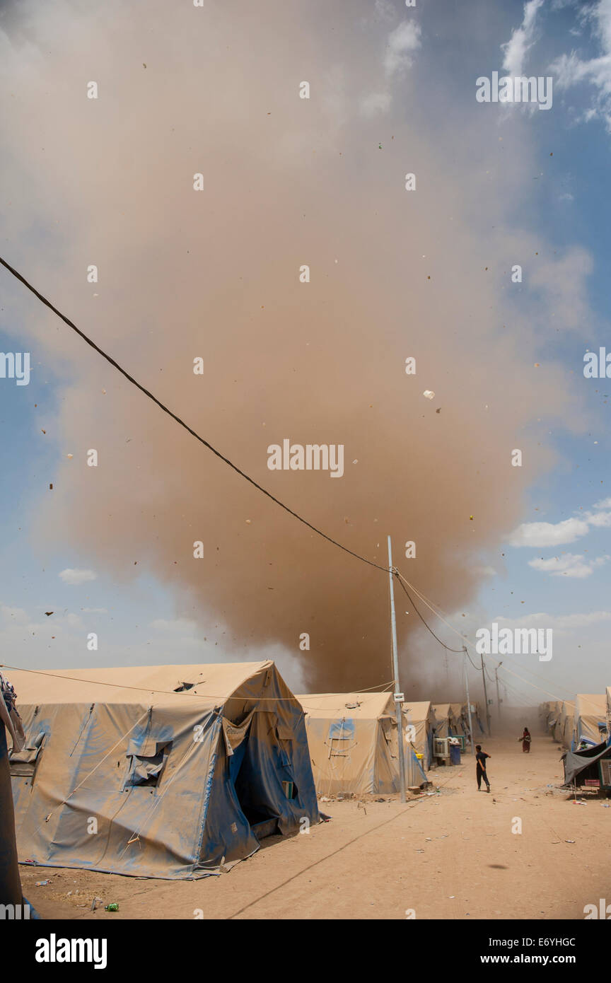 Khazir camp hi-res stock photography and images - Alamy