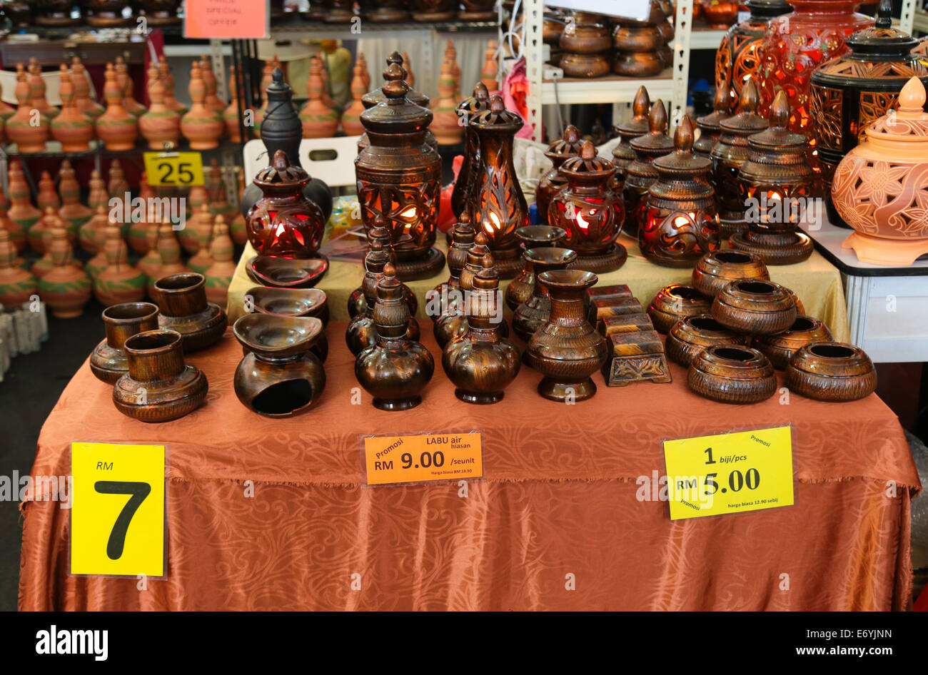 Clay pots, clay containers for sale Stock Photo - Alamy