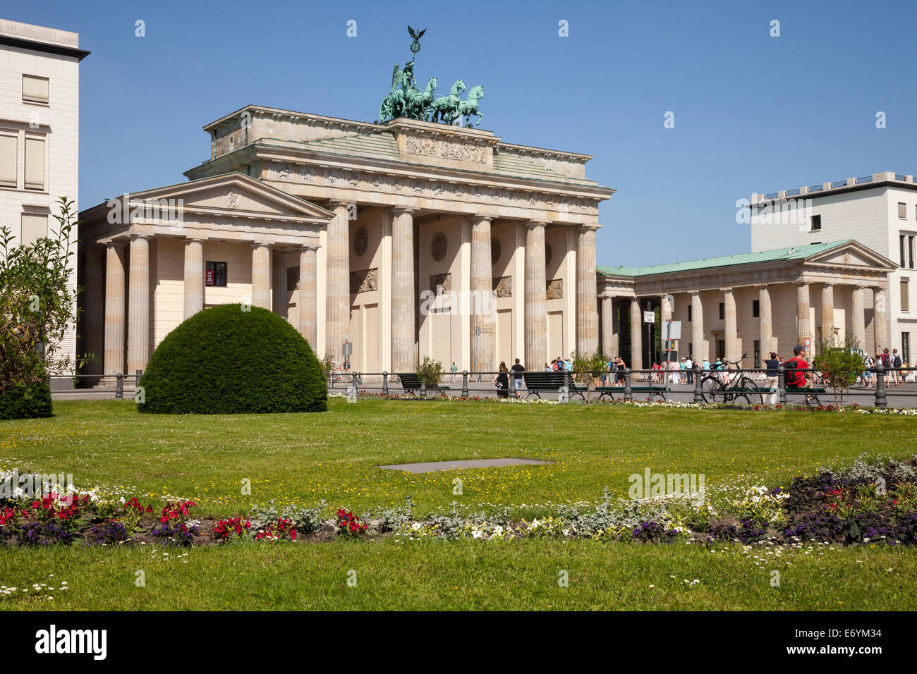Brandenburg Gate, Pariser Platz square, Berlin, Germany, Europe Stock ...