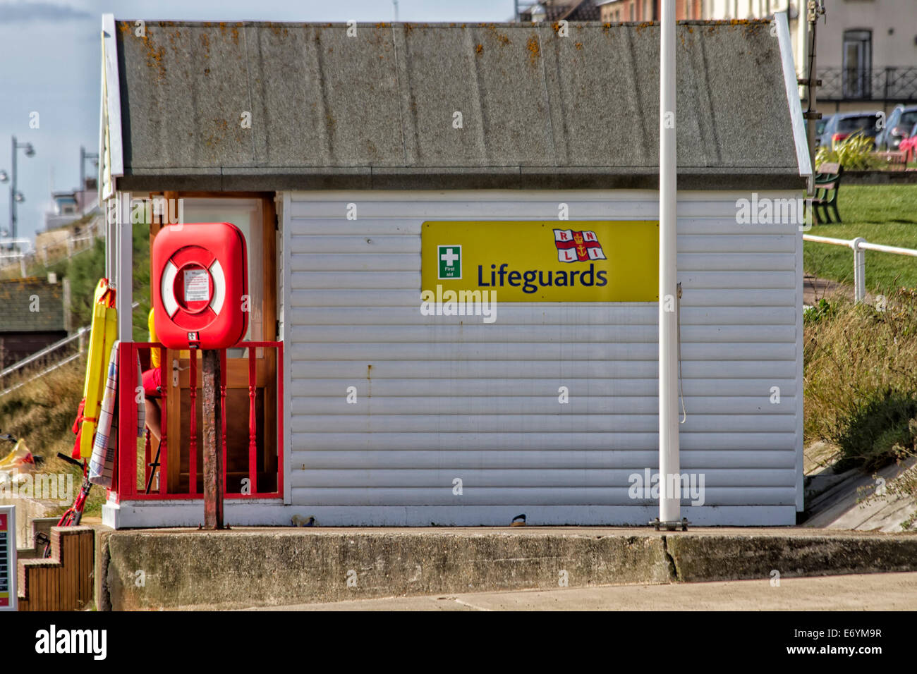 Lifeguards stations hi-res stock photography and images - Alamy