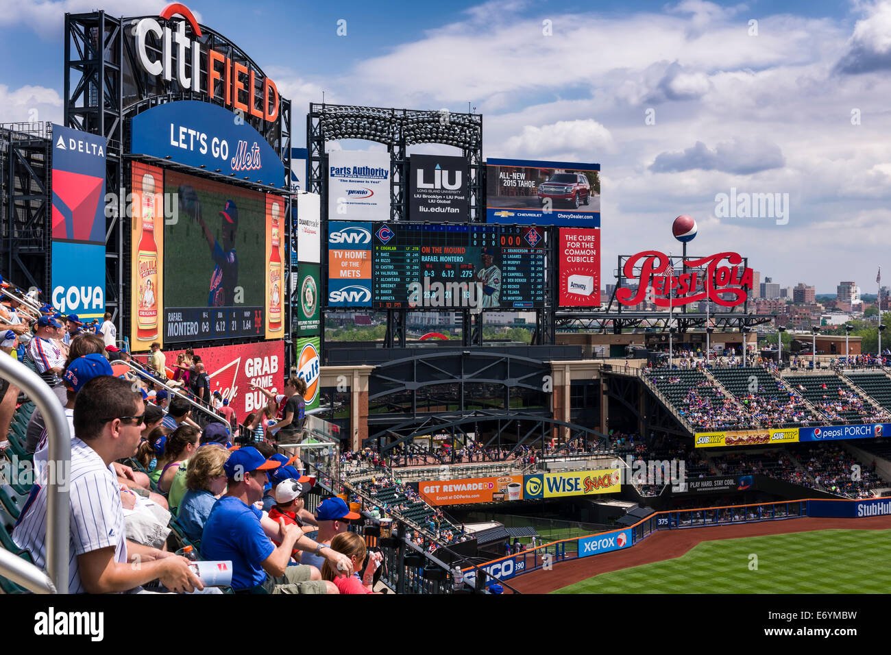 Advertising board stadium hi-res stock photography and images - Alamy