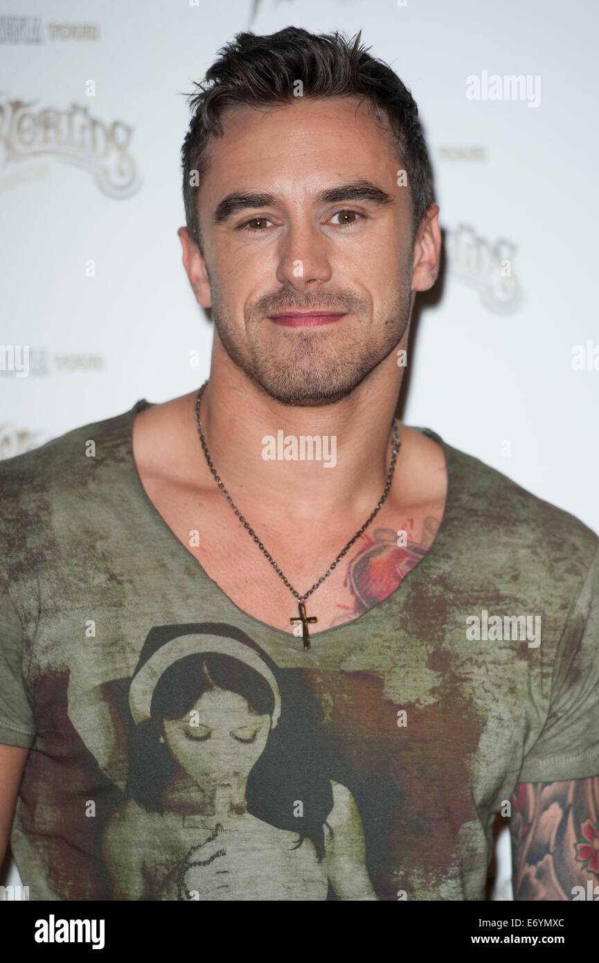 The full cast for the final arena tour of Jeff Wayne’s Musical Version ...